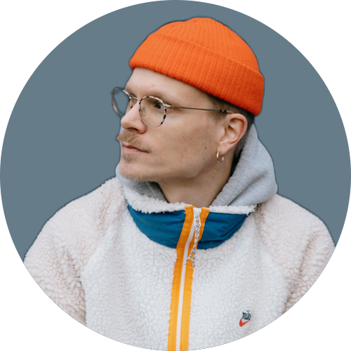 Data Management • melivecode